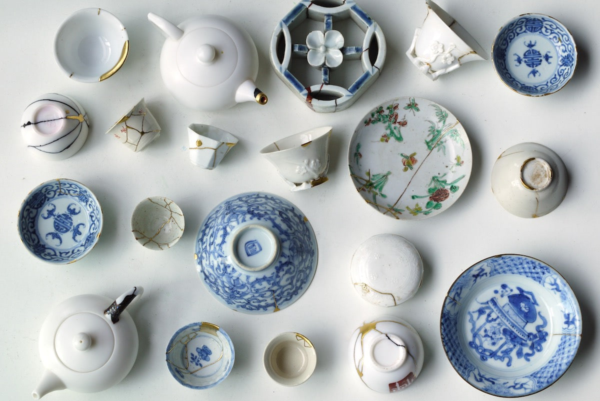 Golden Repairs: The Timeless Beauty of Kintsugi “金缮""金継ぎ""kintsukuroi ...